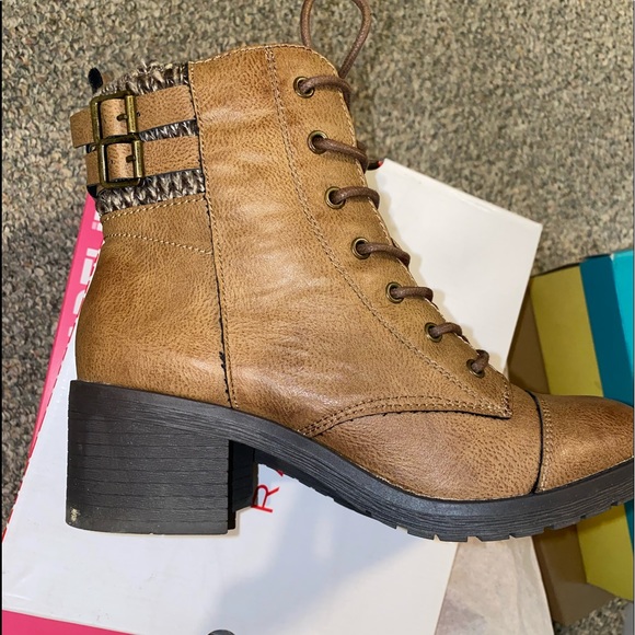 Rampage | Shoes | Euc Rampage Lace Up Boots | Poshmark